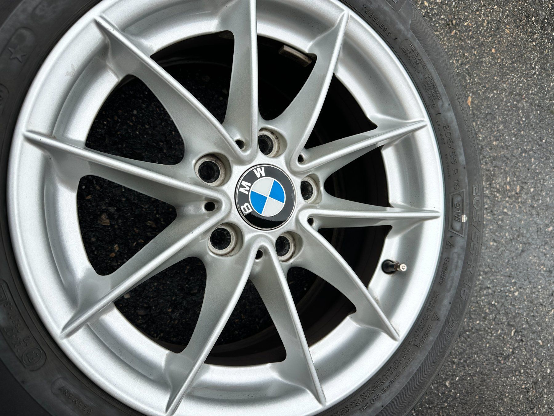 Original BMW Felgen 16 Zoll Top Zustand 5x120 (Gebraucht) in ...