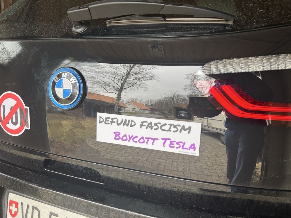 Boycott Tesla Stickers | Kaufen auf Ricardo