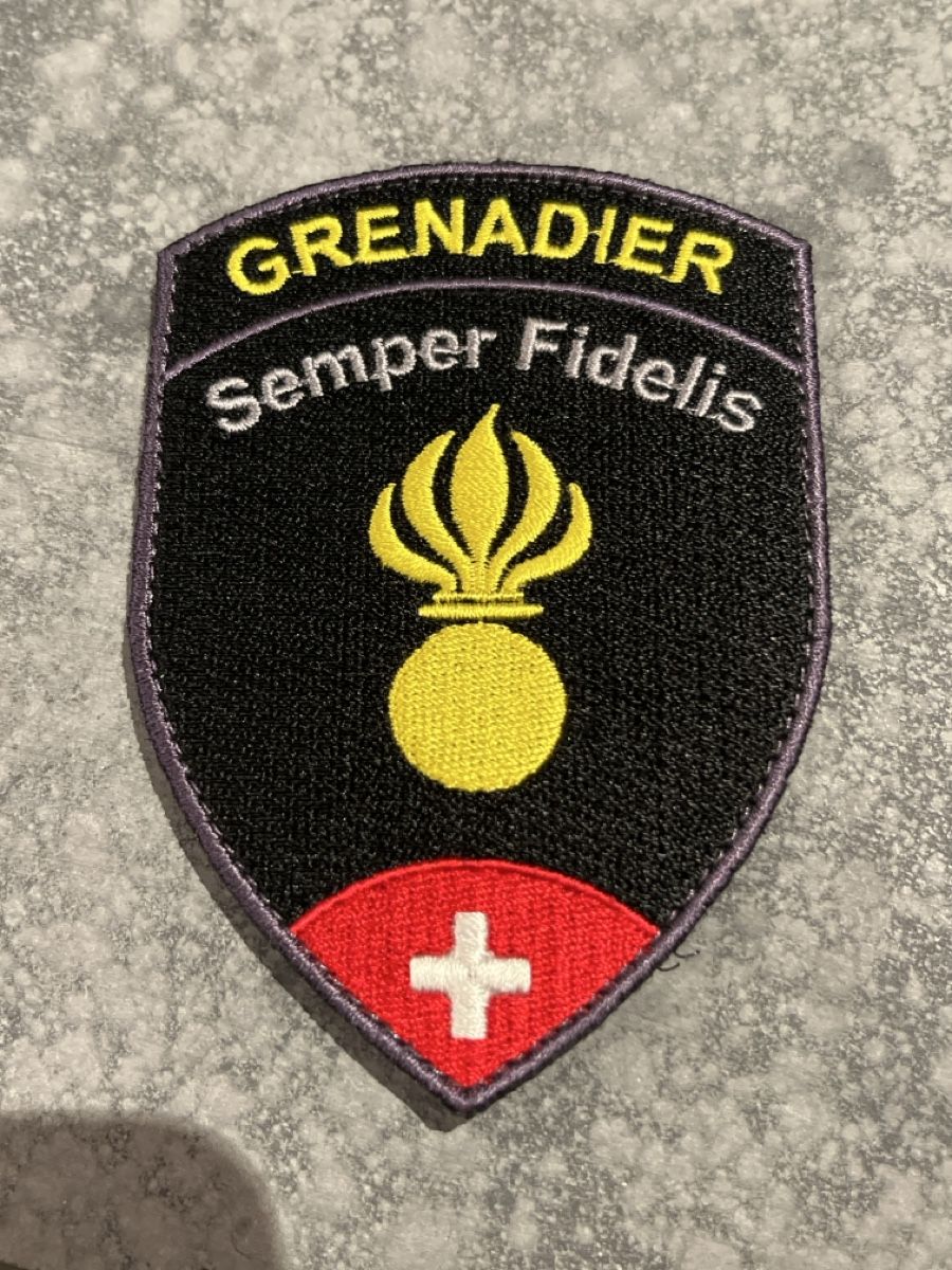 Schweizer Armee Grenadier Klett Patch (Gebraucht) in Belp für CHF 8 ...