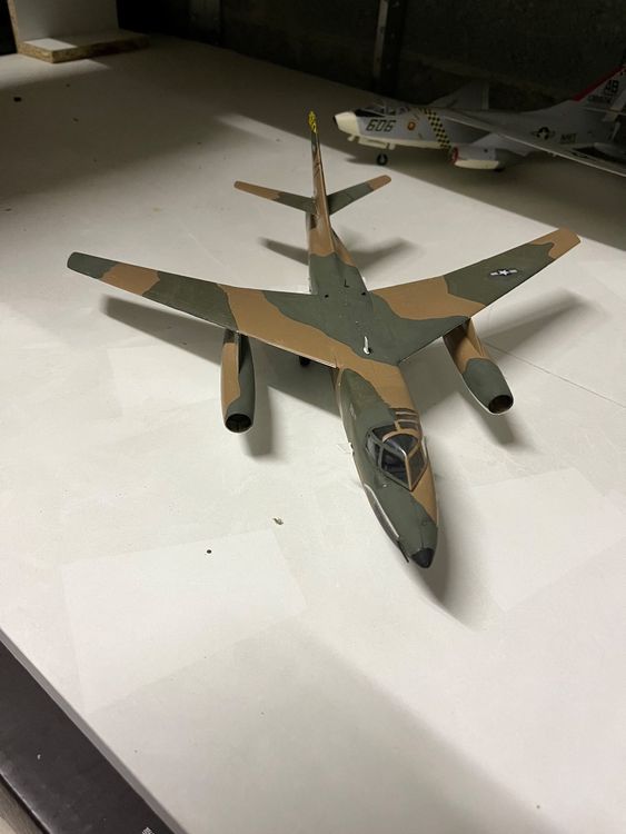 Douglas B-66 Destroyer USAF 1/72 | Kaufen auf Ricardo