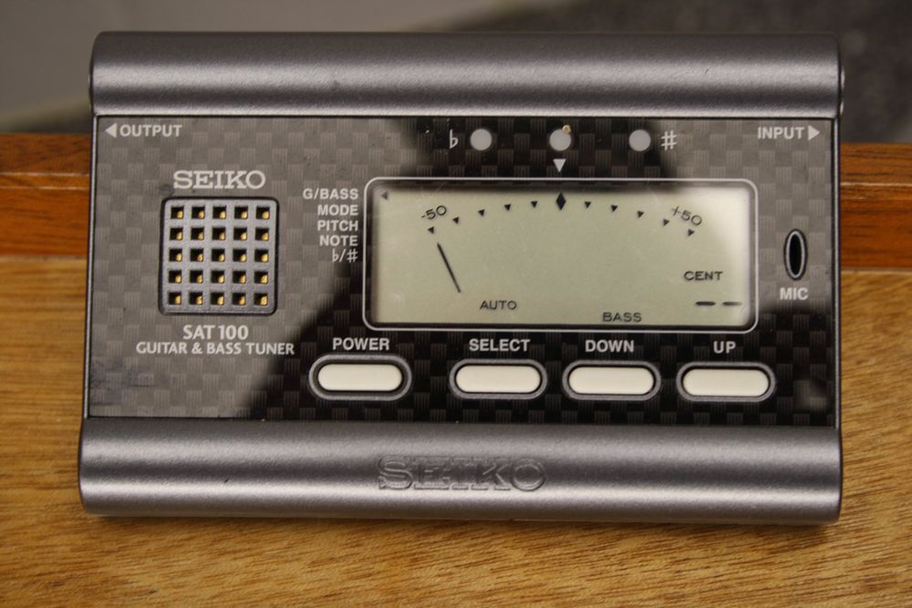 GUITAR & BASS TUNER SEIKO (STIMMGERÄT?) | Kaufen auf Ricardo