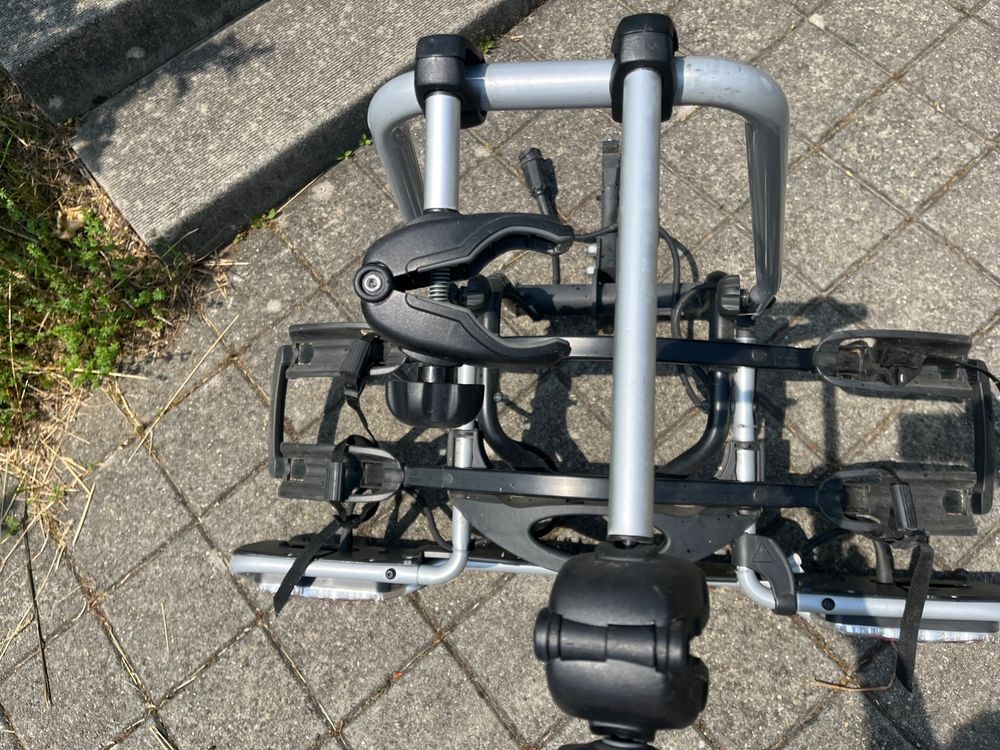 THULE Fahrradträger für 2 Velo | EasyClick Toyota (Gebraucht) in Hilterfingen für CHF 80 – nur ...