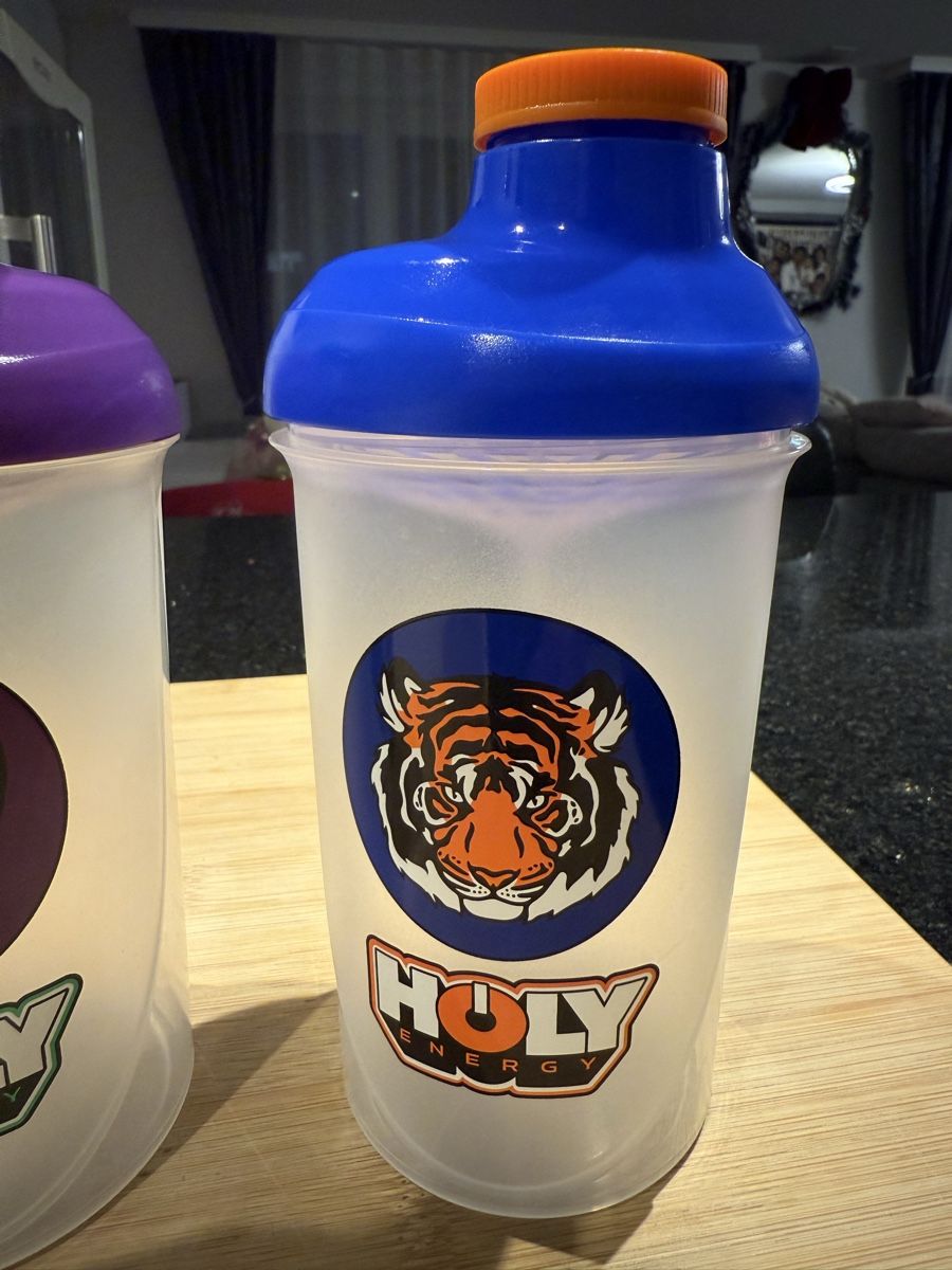 Holy Energy Shaker, 3 Stk, neuwertig, Top Zustand! (Gebraucht) in ...