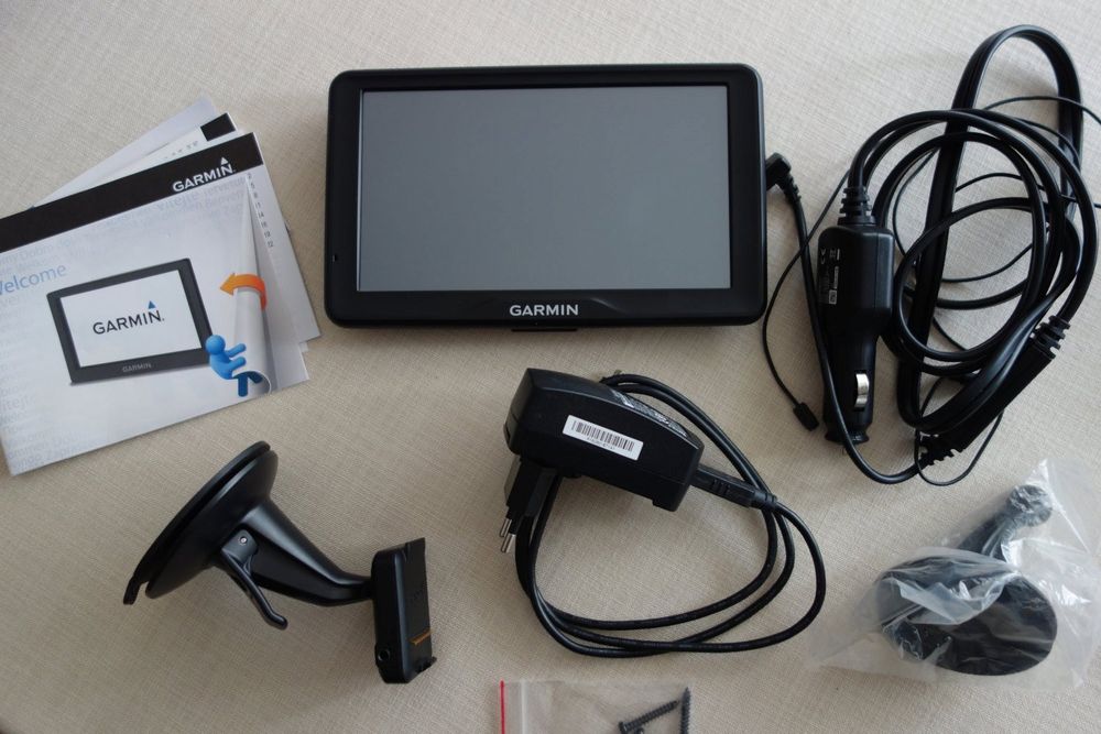 Garmin Camper 760 LMT-D – GPS-Gerät und Reiseplaner (Gebraucht) in Bern für CHF 102 – mit ...