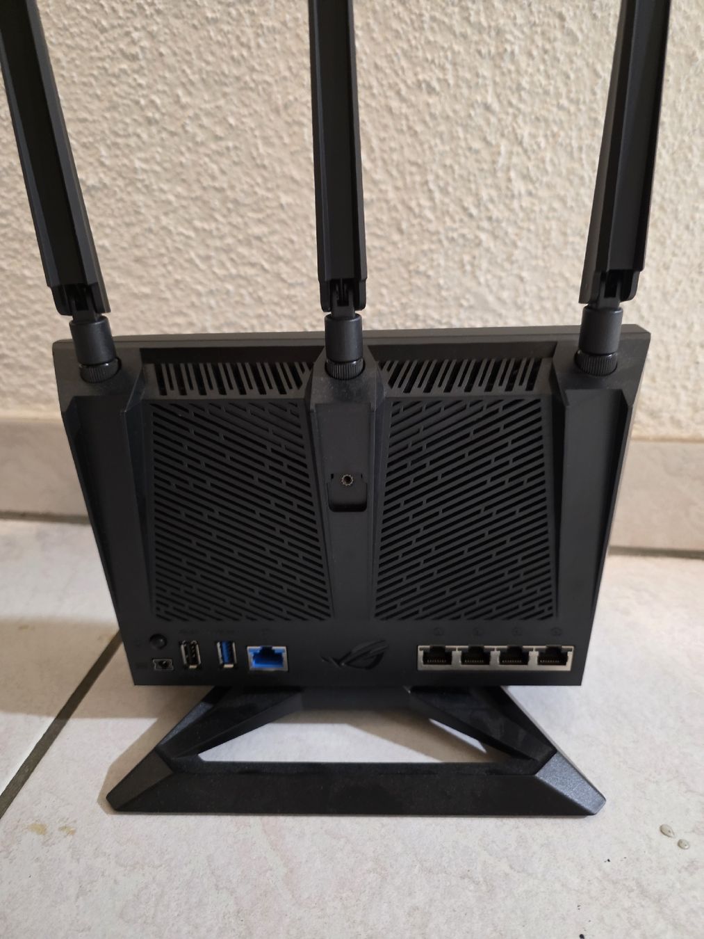 ASUS ROG Rapture GT-AC2900 Gaming Router - Top Zustand! (Gebraucht) in ...