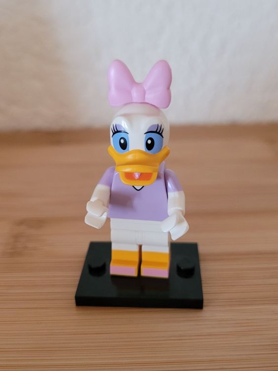 Lego Mini Figur Disney Serie 1 Daisy Duck (Gebraucht) in Wilchingen für ...