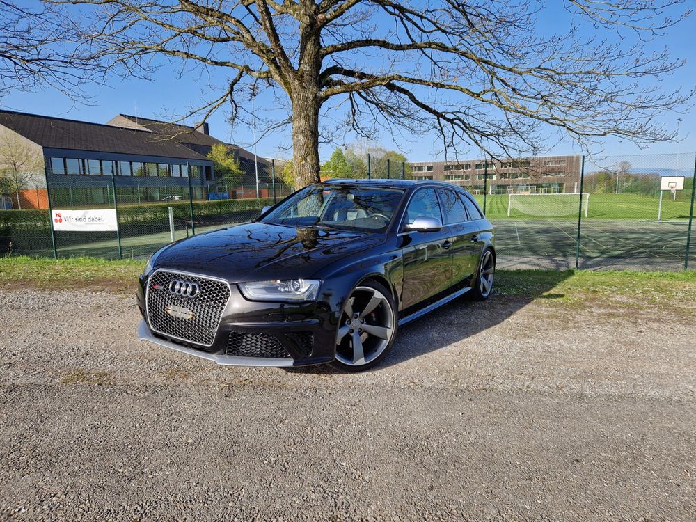 AUDI RS4 Avant 4.2 FSI V8 quattro S-tronic | Kaufen auf Ricardo