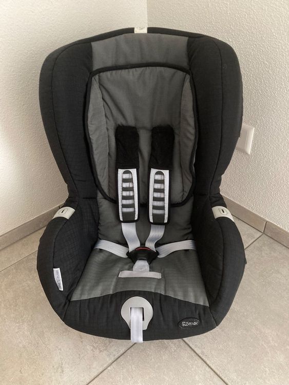 Kindersitz Römer Duo Plus Isofix 9-18 Kilo kg Versand (Gebraucht) in ...