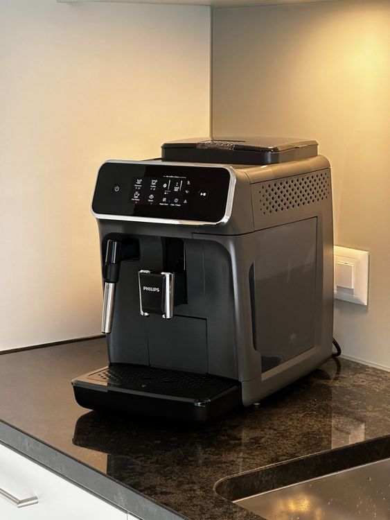 Philips Series 2200 Kaffeevollautomat | Kaufen auf Ricardo