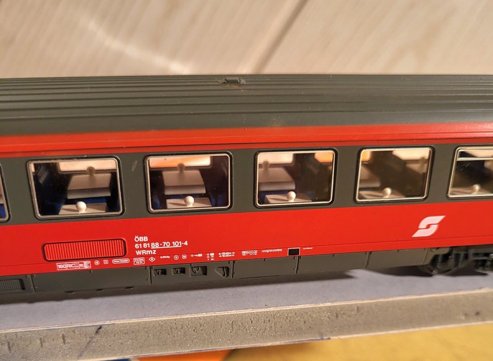 ROCO - 44647 - ÖBB - SPEISEWAGEN - WRmz- neuwertig | Kaufen auf Ricardo