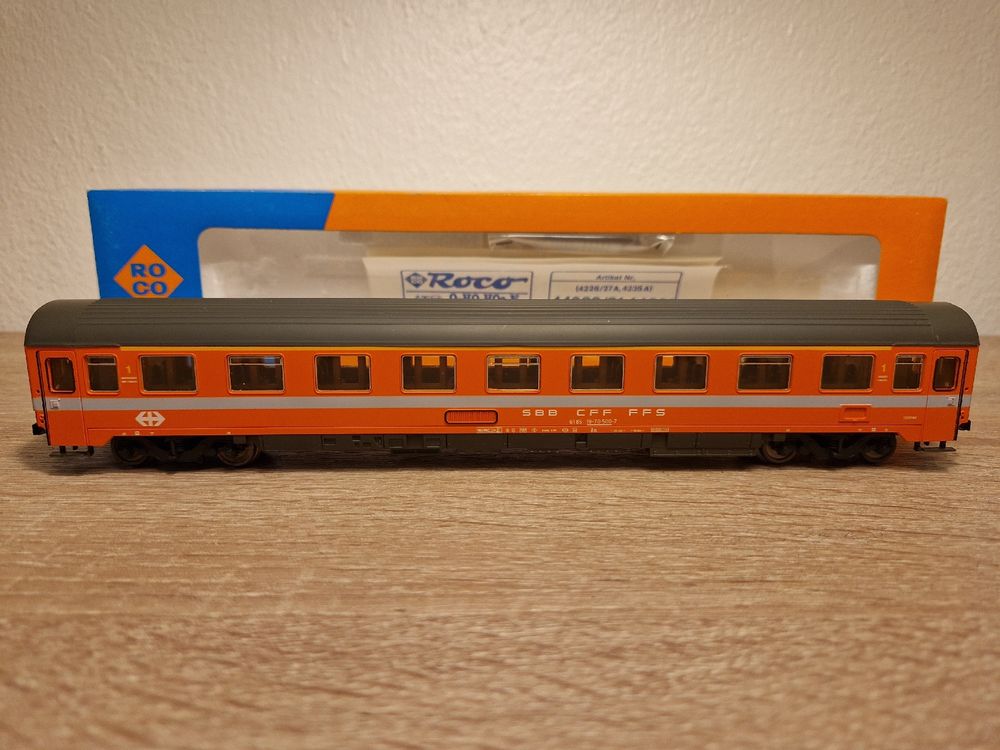Roco 4236D Personenwagen 1.Kl SBB H0 (Gebraucht) in St-Aubin-Sauges für ...