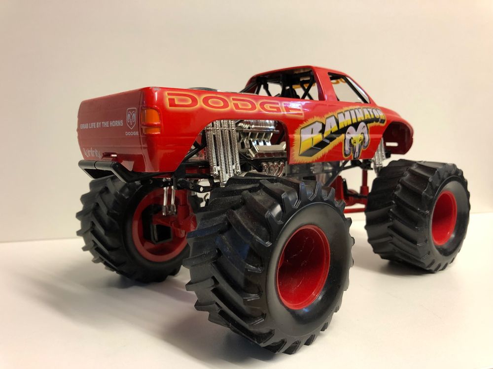 Dodge Ram Monstertruck Raminator 1:18, Muscle Machines, RAR (Gebraucht ...