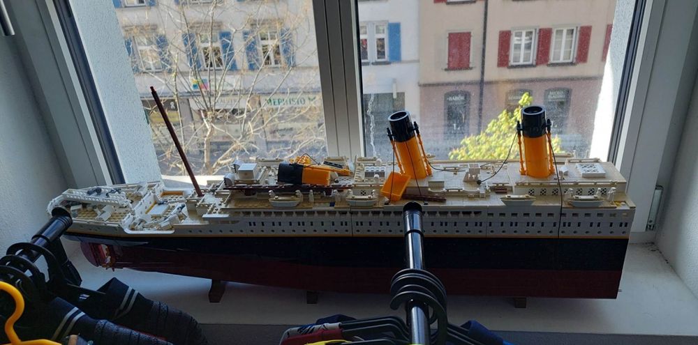 Lego Titanic (Gebraucht) in Chur für CHF 600 – mit Lieferung auf Ricardo kaufen