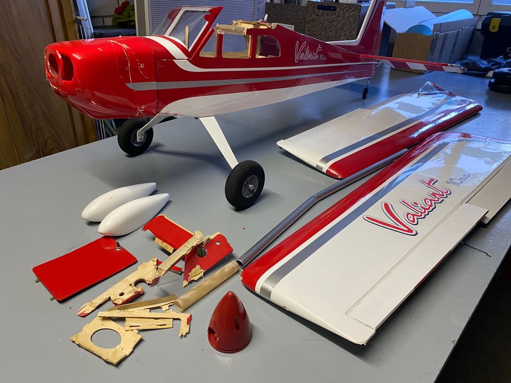 Valiant 10cc 175cm von Hangar 9 (Absturzmodell für Bastler) (Defekt) in ...