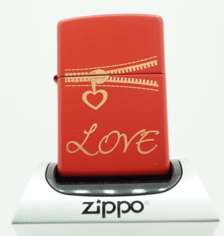 ZIPPO® LOVE - REISSVERSCHLUSS - print-2016-UNGEZÜNDET | Kaufen auf Ricardo