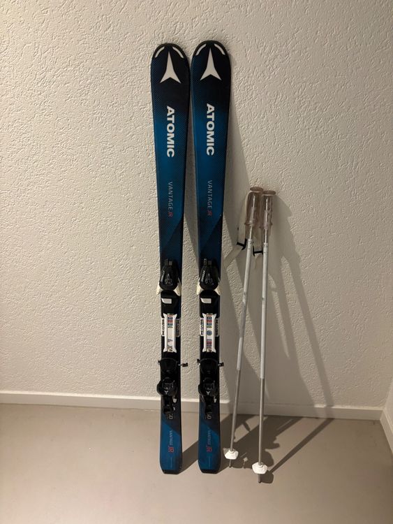 Atomic Vantage JR 150cm, inkl. ein Paar Skistöcke (Gebraucht) in Frenkendorf für CHF 40 – nur ...