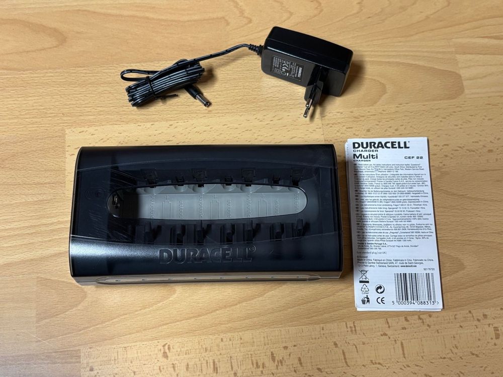 Duracell CEF 22 Multi Ladegerät für AA/AAA/C/D Batterien (Gebraucht) in ...
