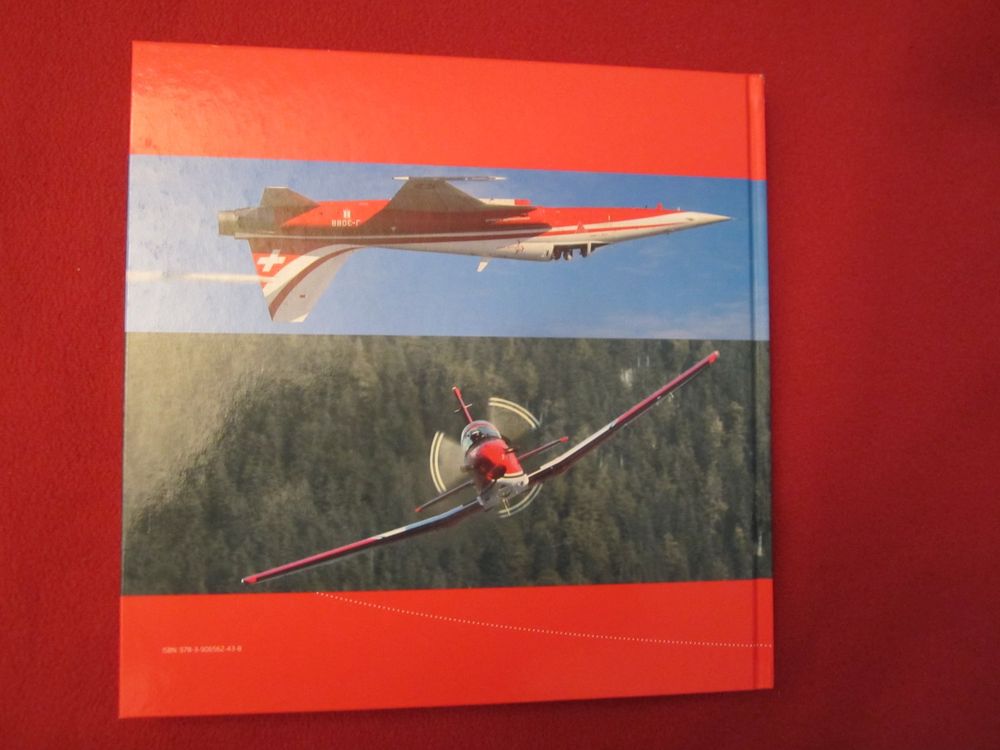 SWISSNESS - signiert vom PC-7 TEAM!(PATROUILLE SWISS) (Gebraucht) in ...