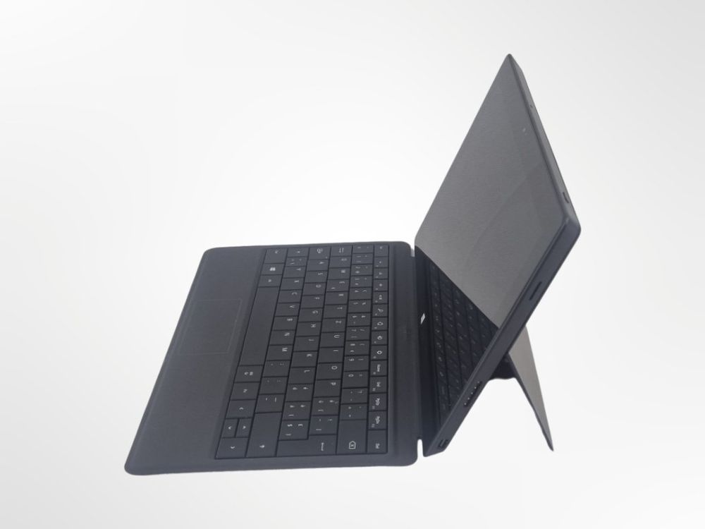 MICROSOFT Surface Windows 8 Pro (1st Generation 2012) (Gebraucht) in ...
