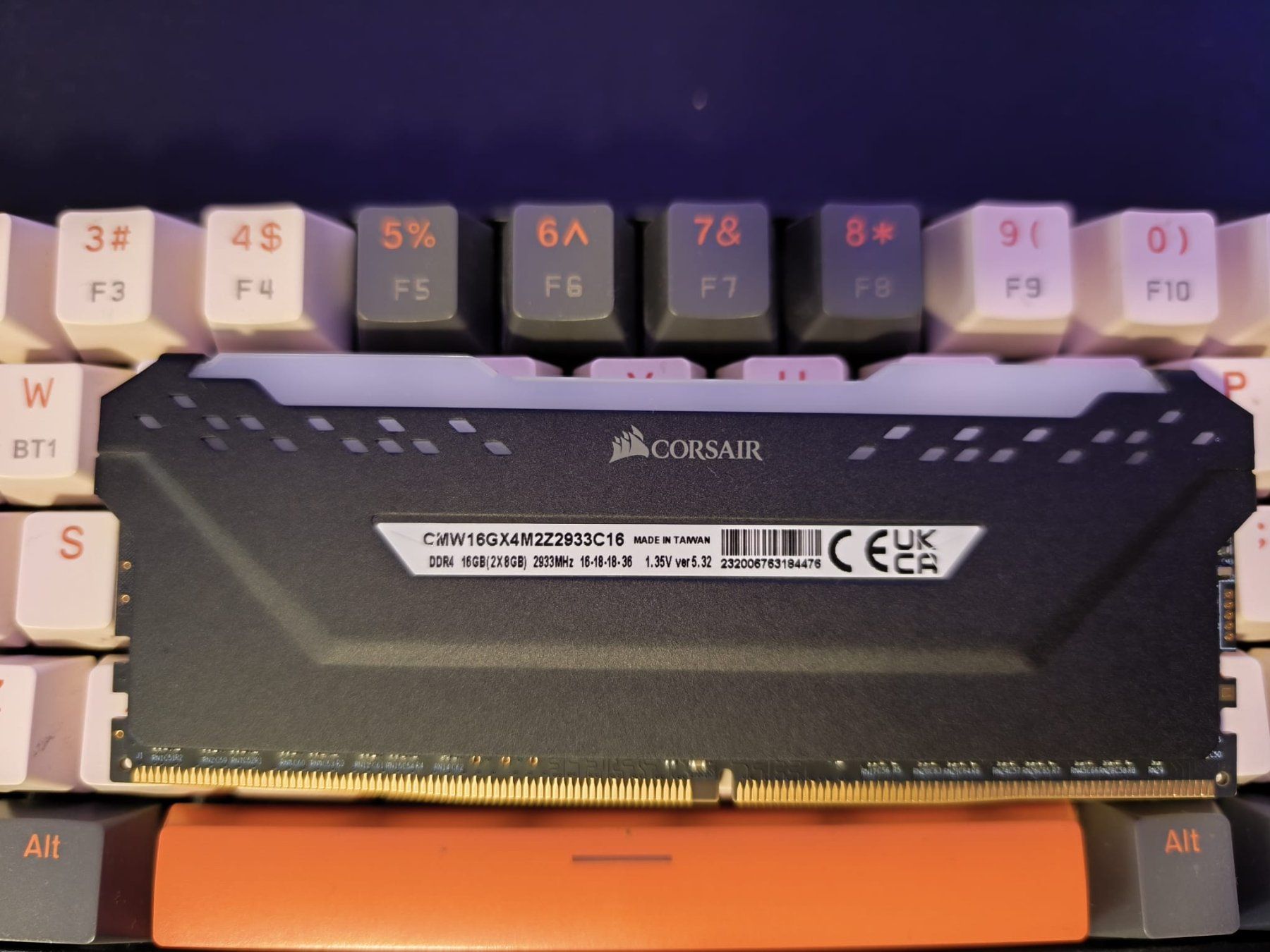 DDR4 Corsair Vengeance RGB Pro 16 GB (2x8) 2933Mhz (D'occasion) à ...