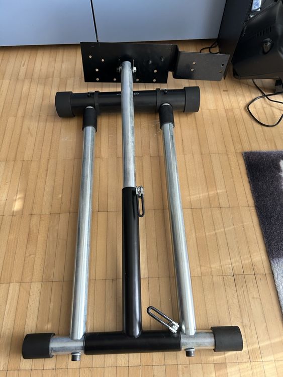 Gaming Lenkradständer, Wheelstand Pro-Deluxe V2 (Gebraucht) in Winterthur für CHF 45 – mit ...