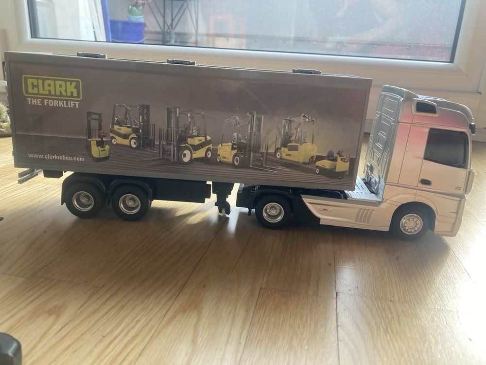 Clark Rc Mercedes actros und Rc c 25 Gabelstapler set (Neu (gemäss ...