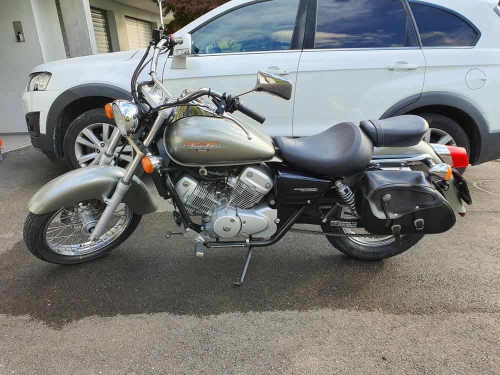 HONDA Shadow VT 125 Custom mit Sattelt. | Kaufen auf Ricardo