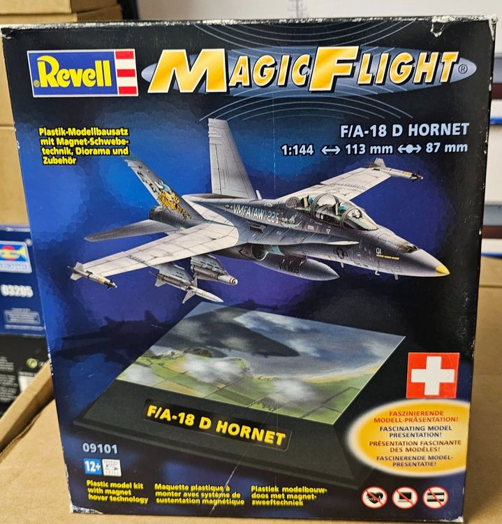 Magic Flight F-18 Hornet 1:144 Schweizer Luftwaffe Revell (Neu (gemäss ...