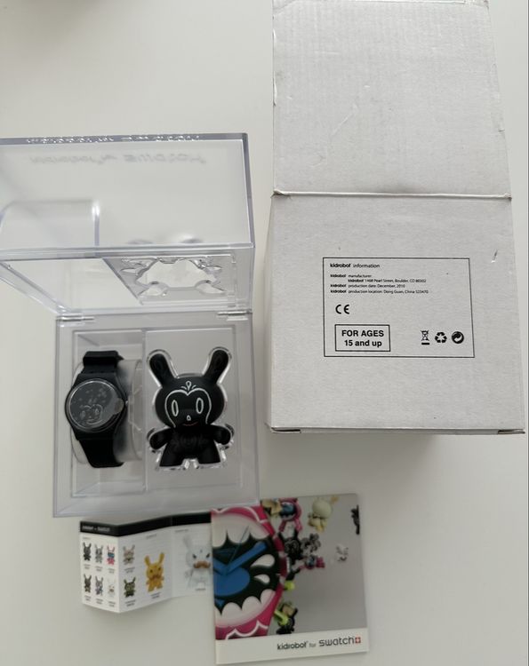 Kidrobot Swatch Uhr (Neu und originalverpackt) in Wohlen AG für CHF 105 ...