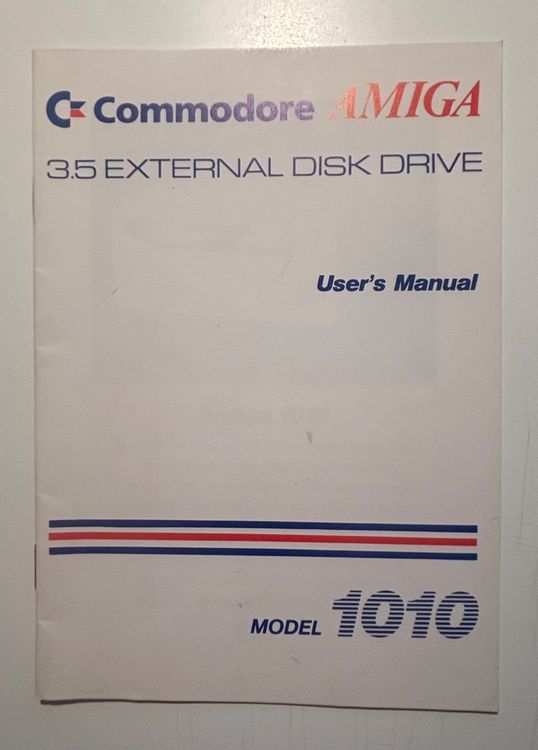 Commodore Amiga 3.5 external disk drive - Model 1010 (Gebraucht) in Neuchâtel für CHF 3 – mit ...