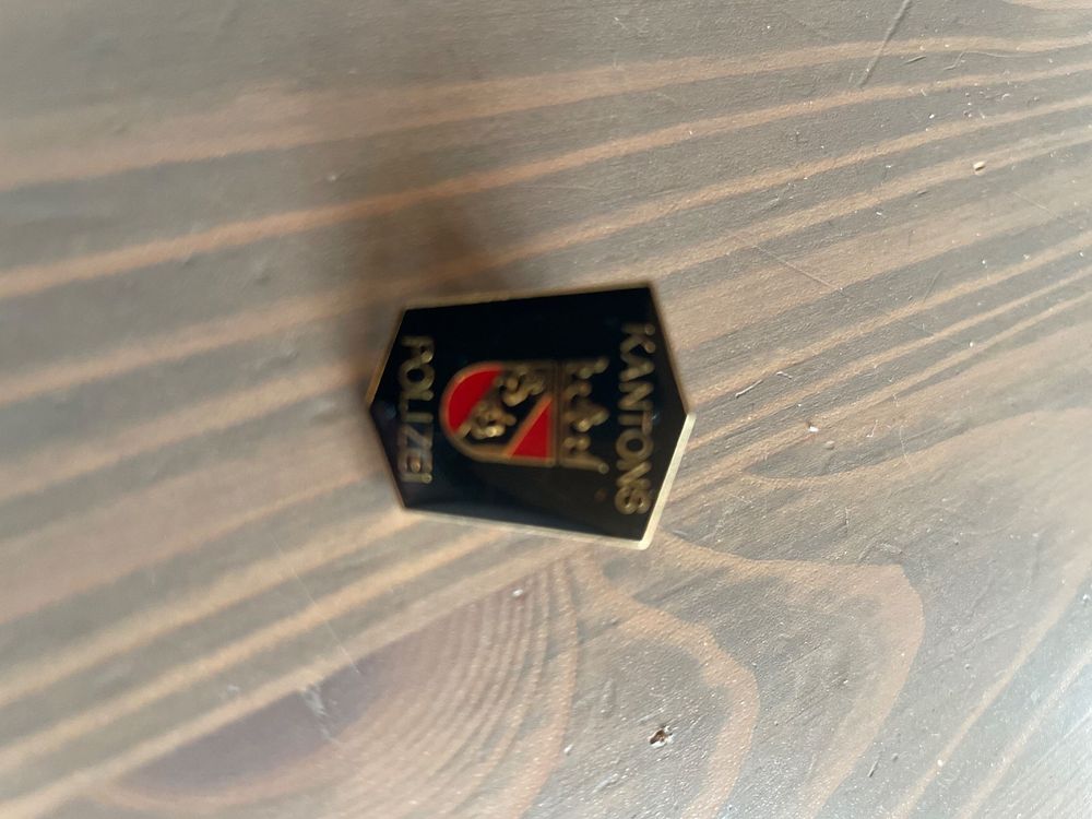 Pin Kantonspolizei Bern | Kaufen auf Ricardo