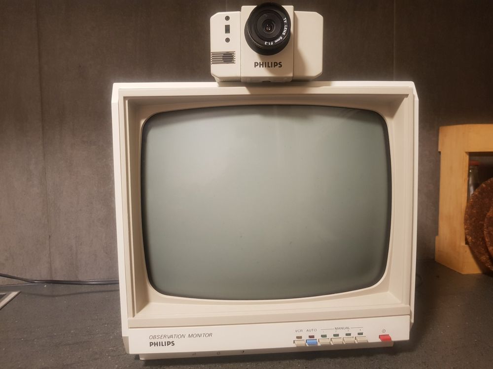 CAMÉRA avec Moniteur D'OBSERVATION VINTAGE PHILIPS (Gebraucht) in ...