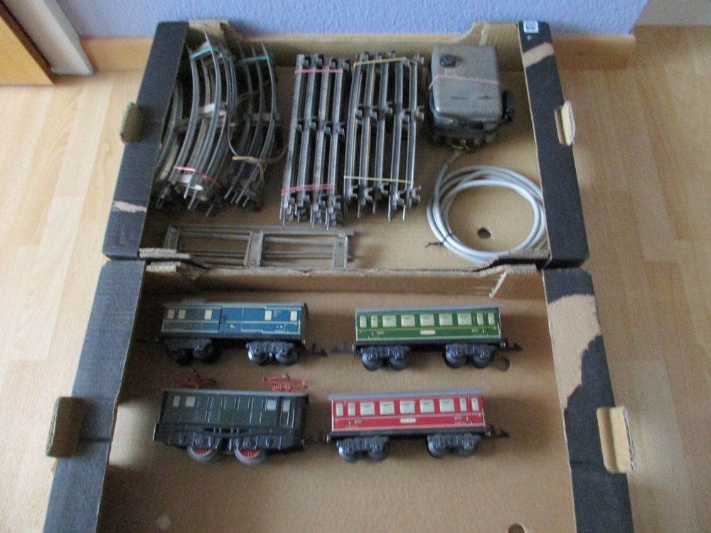 Spur 0 Drehstrom Distler Lok mit 3 Personenwagen und...(948) (Gebraucht) in Reiden für CHF 95 ...