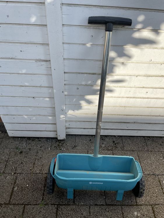 Streuwagen Gardena (Gebraucht) in Killwangen für CHF 5 – nur Abholung auf Ricardo kaufen
