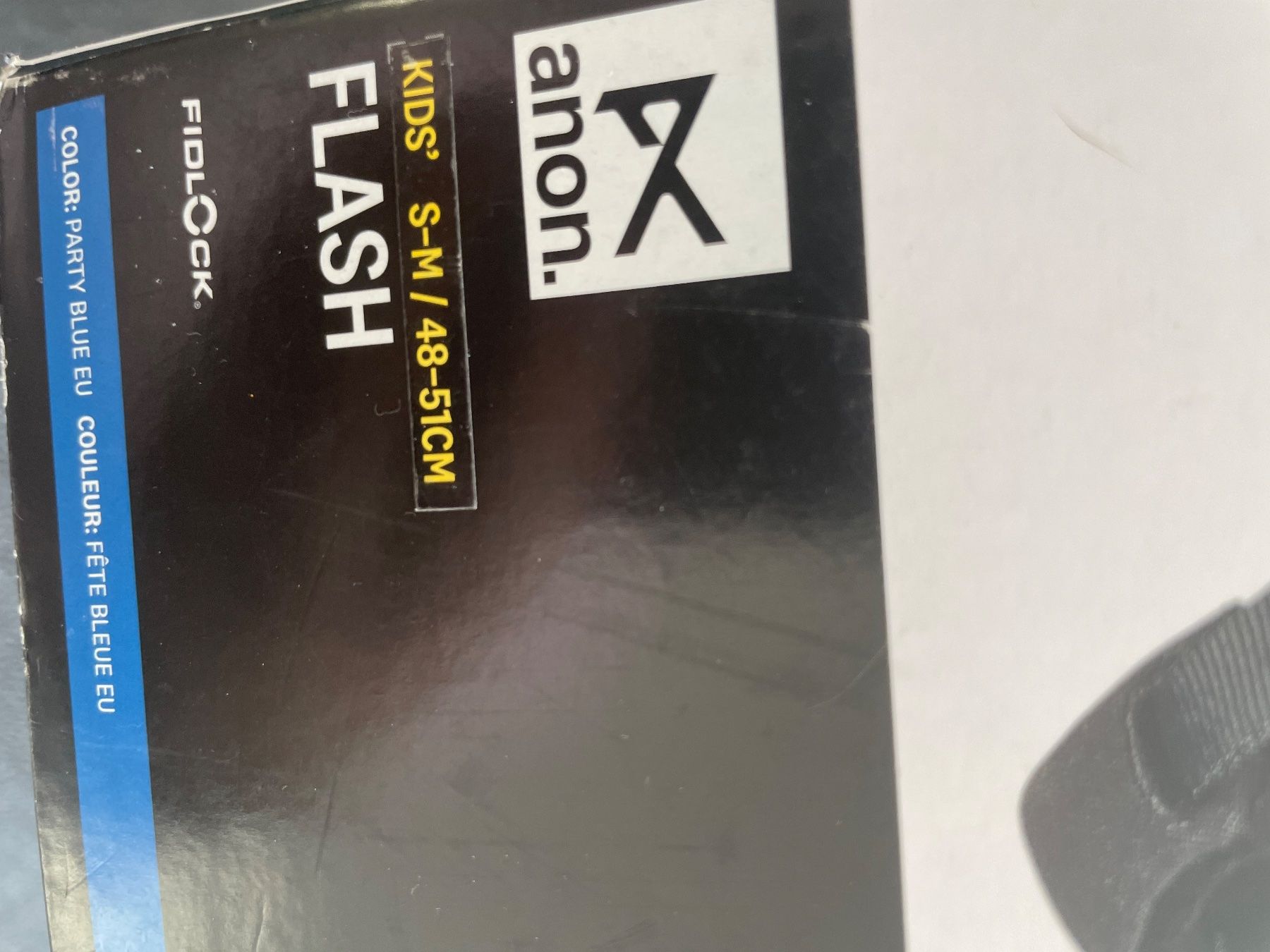 Anon Kinder Skihelm (Neu (gemäss Beschreibung)) in Flüelen für CHF 20 ...