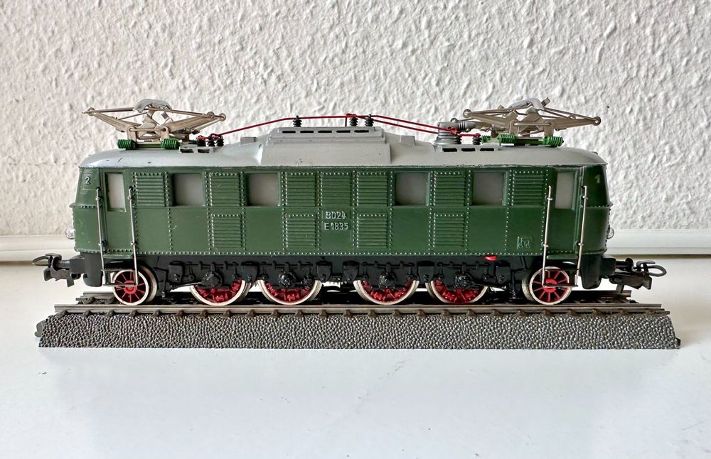 Märklin H0 DB-Lok 3024 1835 grün AC Bj. 58 (Gebraucht) in Wädenswil für ...