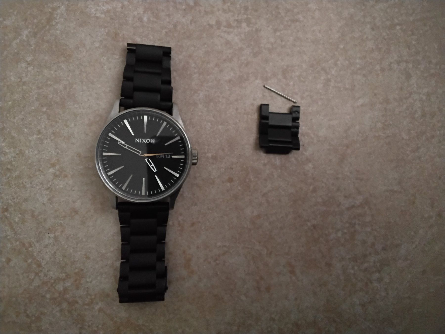 Montre Nixon Sentry SS Noir Mat - Élégante et Tendance (D'occasion) à ...