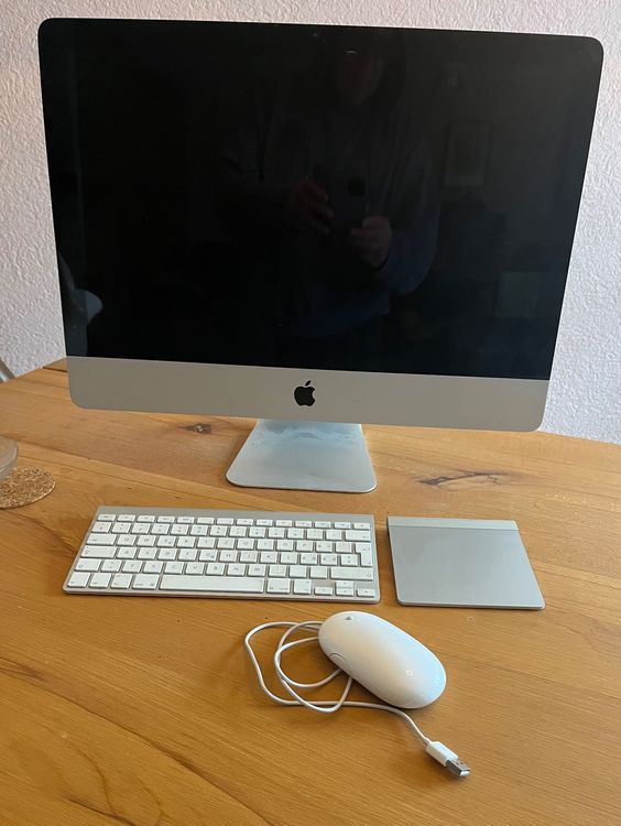 Apple iMac 21" mit CD Laufwerk | Kaufen auf Ricardo