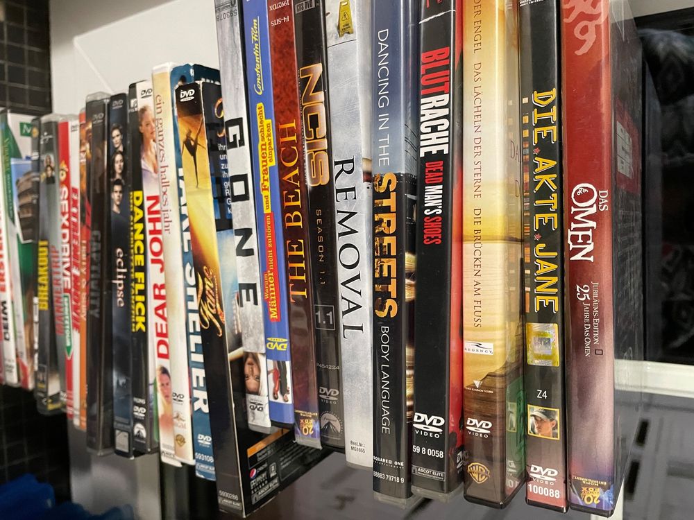 GROSSE DVD SAMMLUNG | Kaufen auf Ricardo