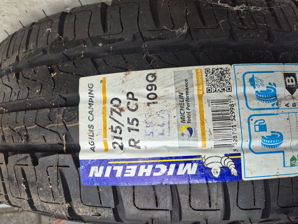 5 Ganzjahresr Michelin Agilis Camping 215/70 R15CP 109Q top! (Gebraucht ...