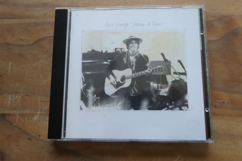 NEIL YOUNG - COMES A TIME - CD (Gebraucht) in Basel für CHF 4 – mit ...