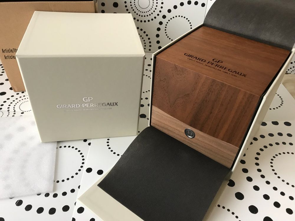 GP GIRARD-PERREGAUX - WATCH CASE BOX ECRIN - WOOD - NEW !!! | Kaufen ...