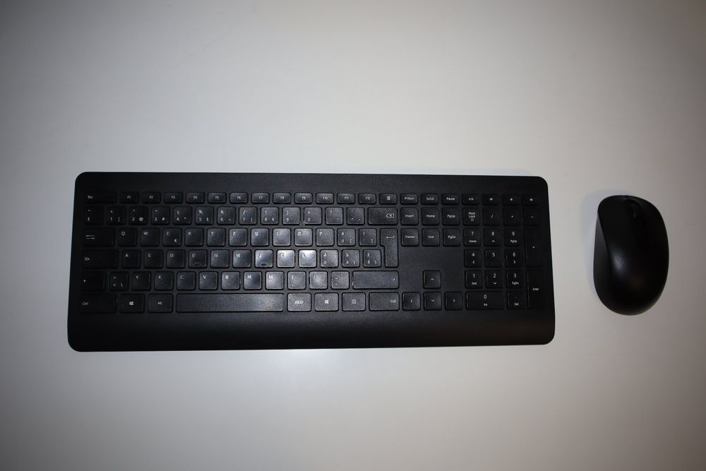 Microsoft Desktop 900 (Gebraucht) in Kriens für CHF 2 – mit Lieferung ...