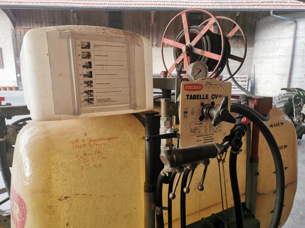 Feldspritze Fischer (Gebraucht) in Buch am Irchel für CHF 140 – nur Abholung auf Ricardo kaufen