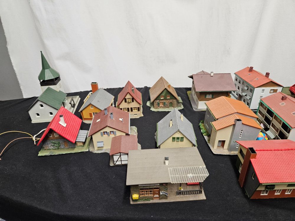 Alte Modelbau Hauser 30 Stück (Gebraucht) in für CHF 90 – mit Lieferung ...