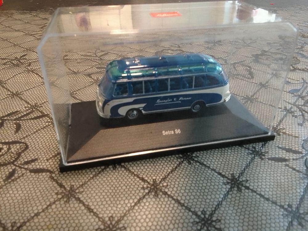 Schuco Setra S6 Reisecar Reisebus mit Vitrine OVP (Neu (gemäss ...