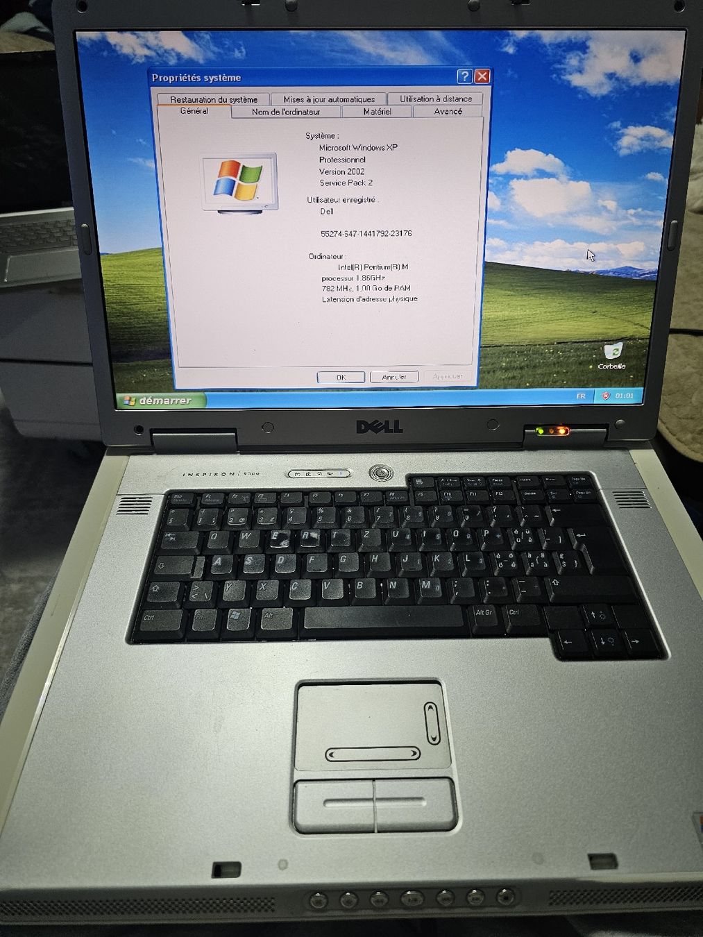 Dell Inspiron, Windows XP, parfait pour collectionneur (D'occasion) à ...