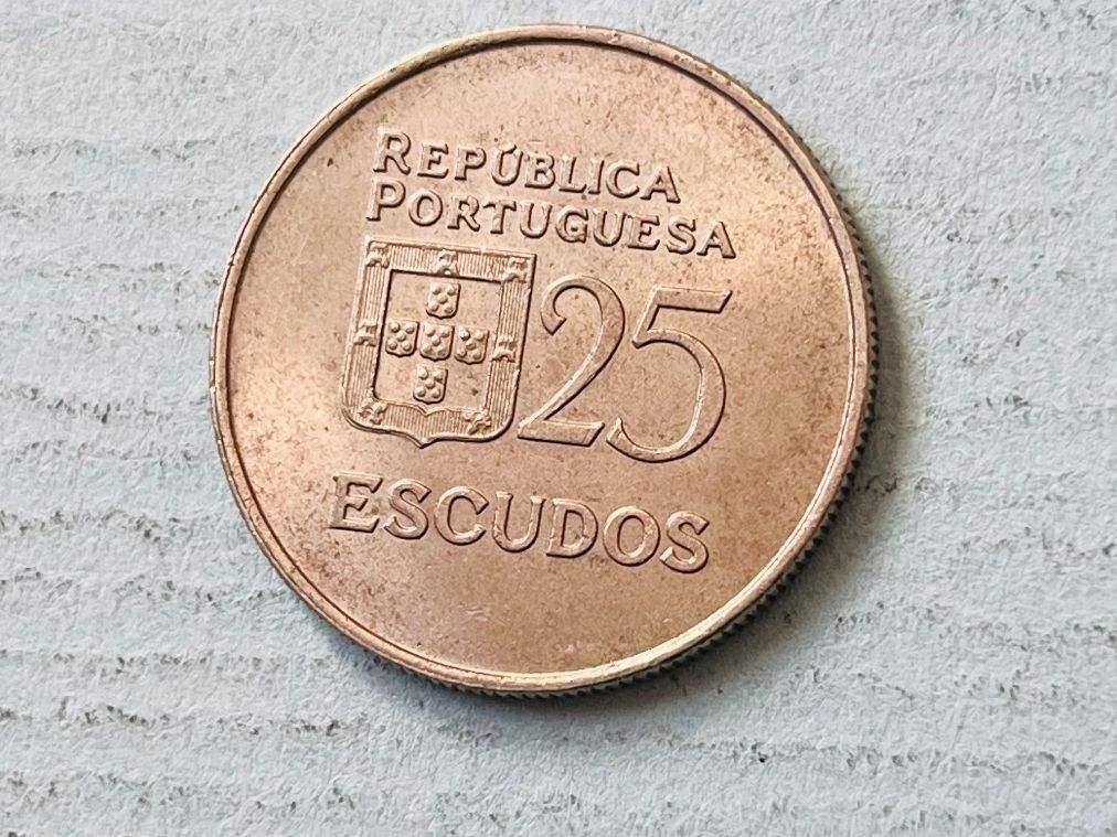 Portugal: 🇵🇹 25 Escudos Münze (Gebraucht) in Neuenhof für CHF 1 – mit ...