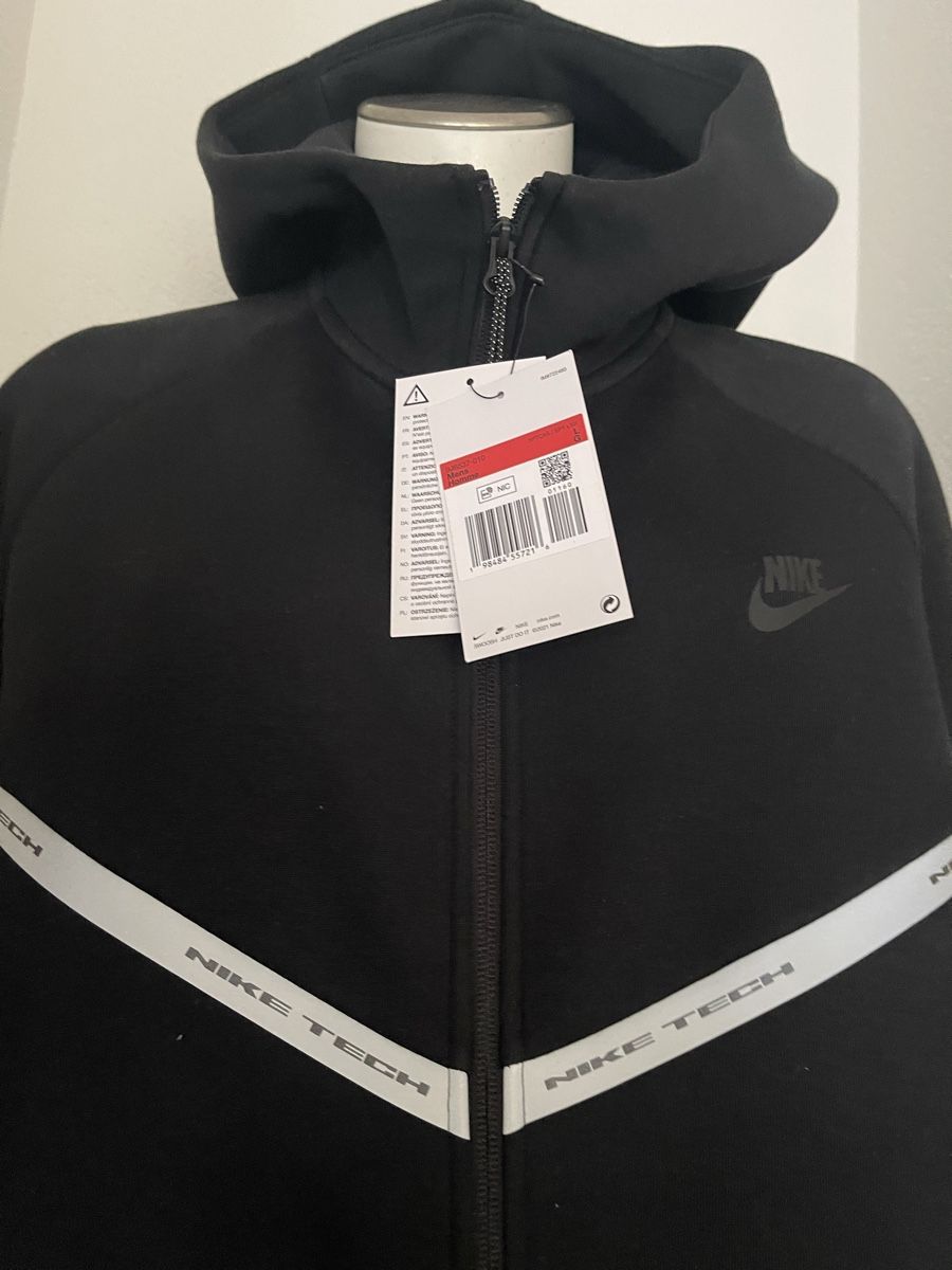 Veste Nike Tech Fleece, Noir, Neuve avec étiquette, Taille L (Neuf avec ...