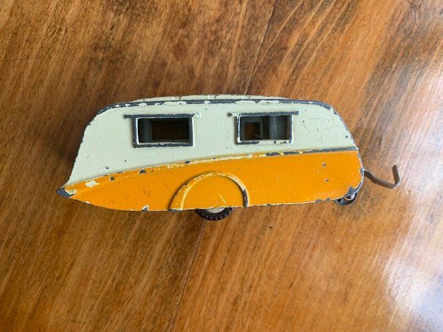 Dinky Toys, Caravan 190 (Gebraucht) in Ennenda für CHF 10 – mit ...